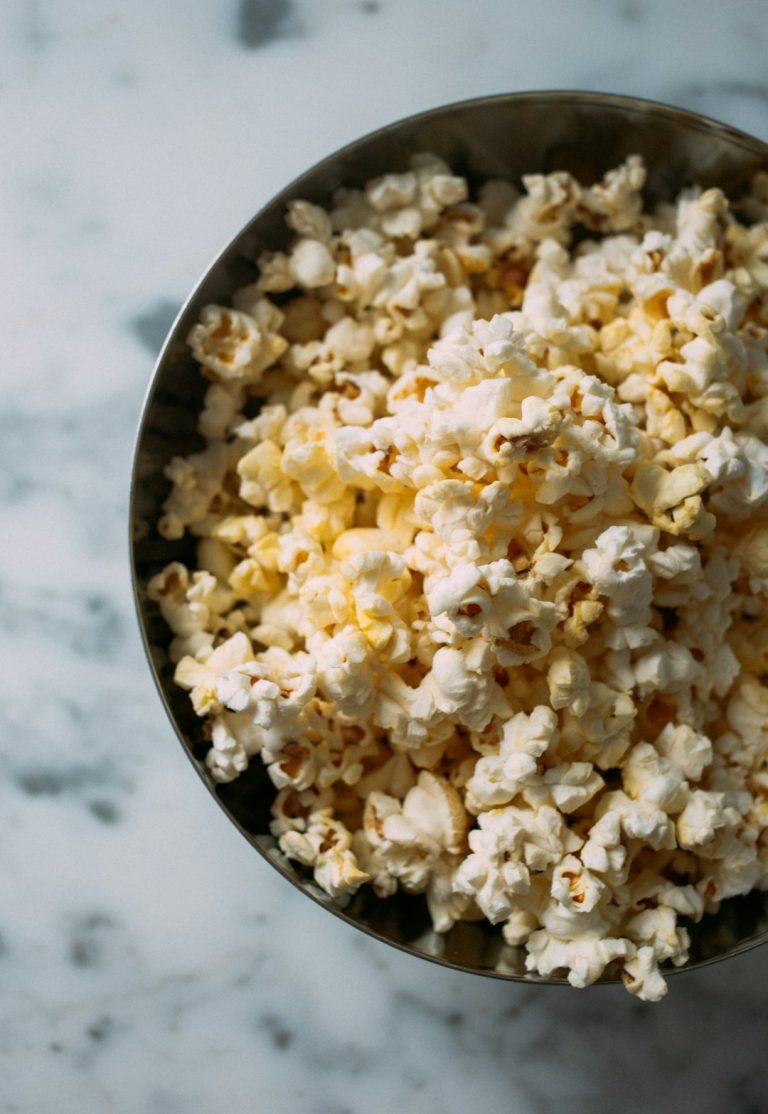 7 Awesome Break Room Snacks to Keep Everyone Happy | Corporate Coffee ...